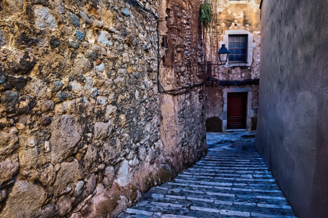 The Jewish Quarter – A Medieval Labyrinth of Memory and Mystery ...