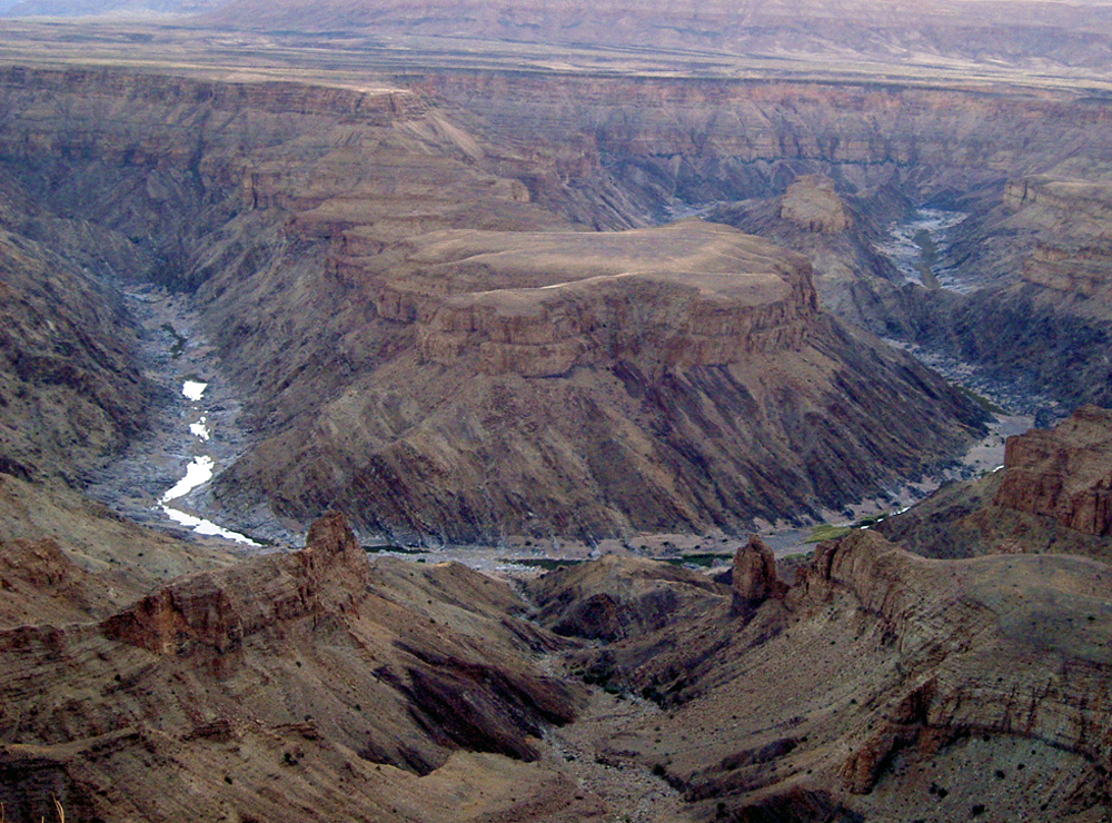 Fish River Canyon - o segundo maior canyon do mundo - Secret World
