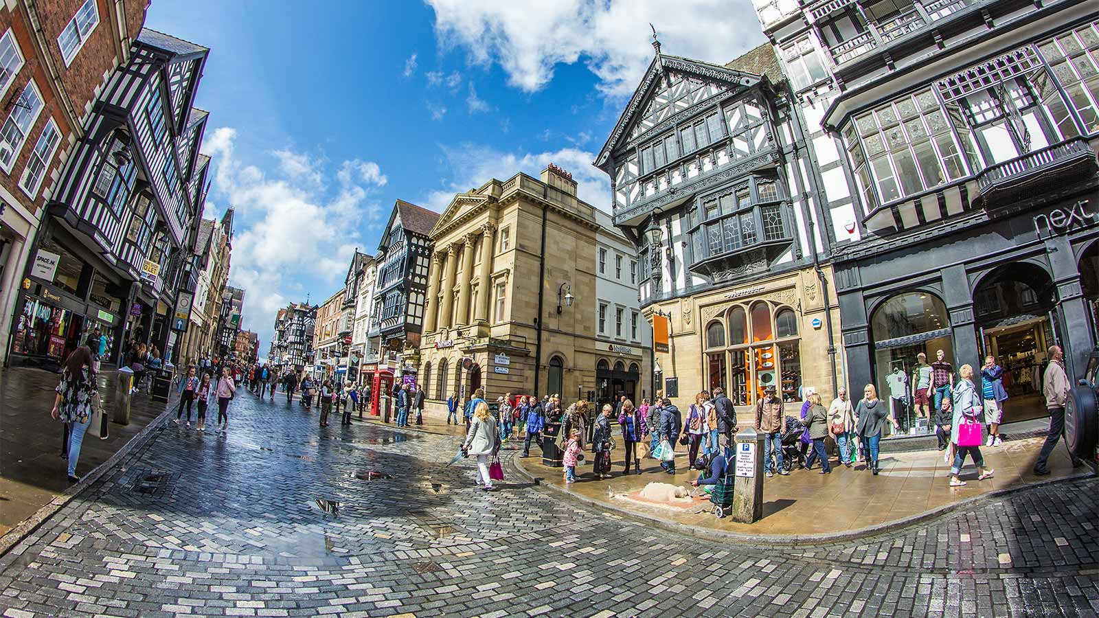 Chester, eine der am besten erhaltenen mittelalterlichen Städte ...